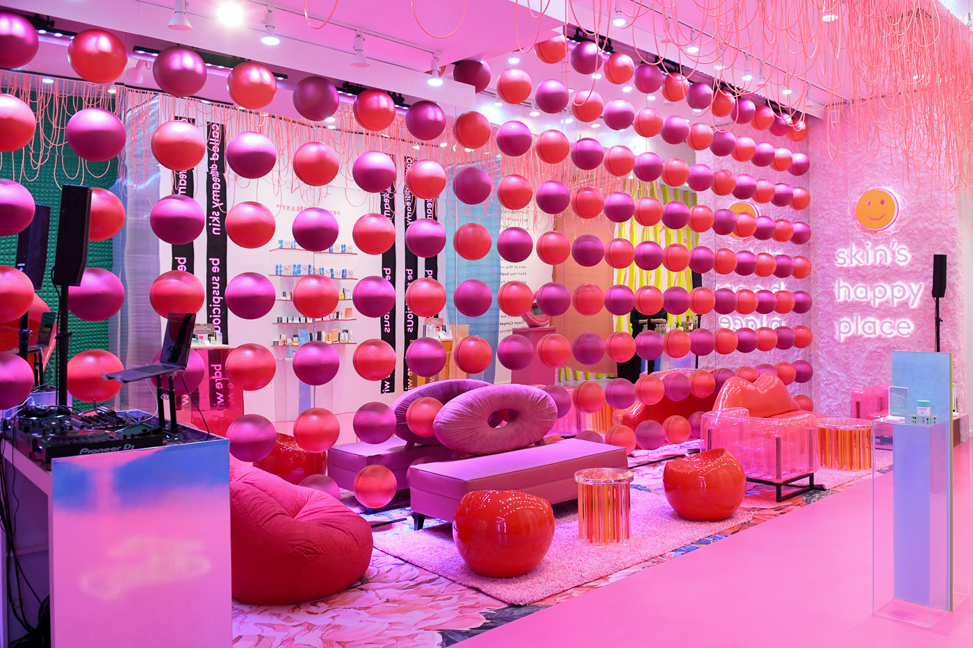 Why a new generation of shoppers is craving pop up experiences - JUSTSO